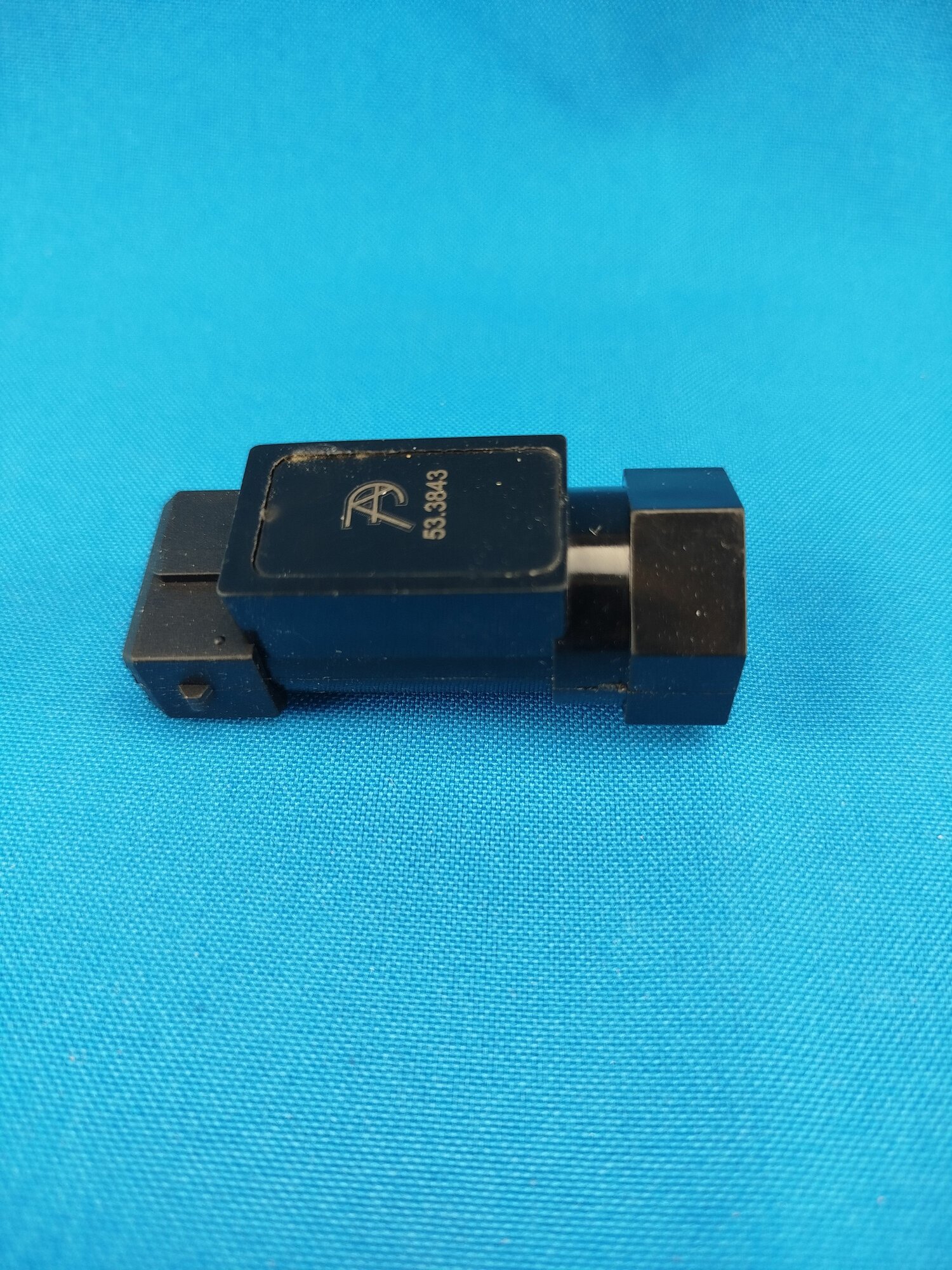 Датчик скорости "LECAR" для автомобилей ВАЗ 2110-15 (плоский разъем, без провода)