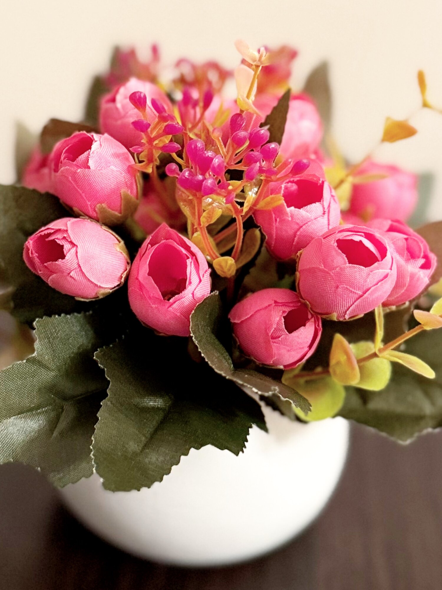 Искусственные цветы для декора / Декоративные растения кашпо / Цветочная композиция для интерьера на стол