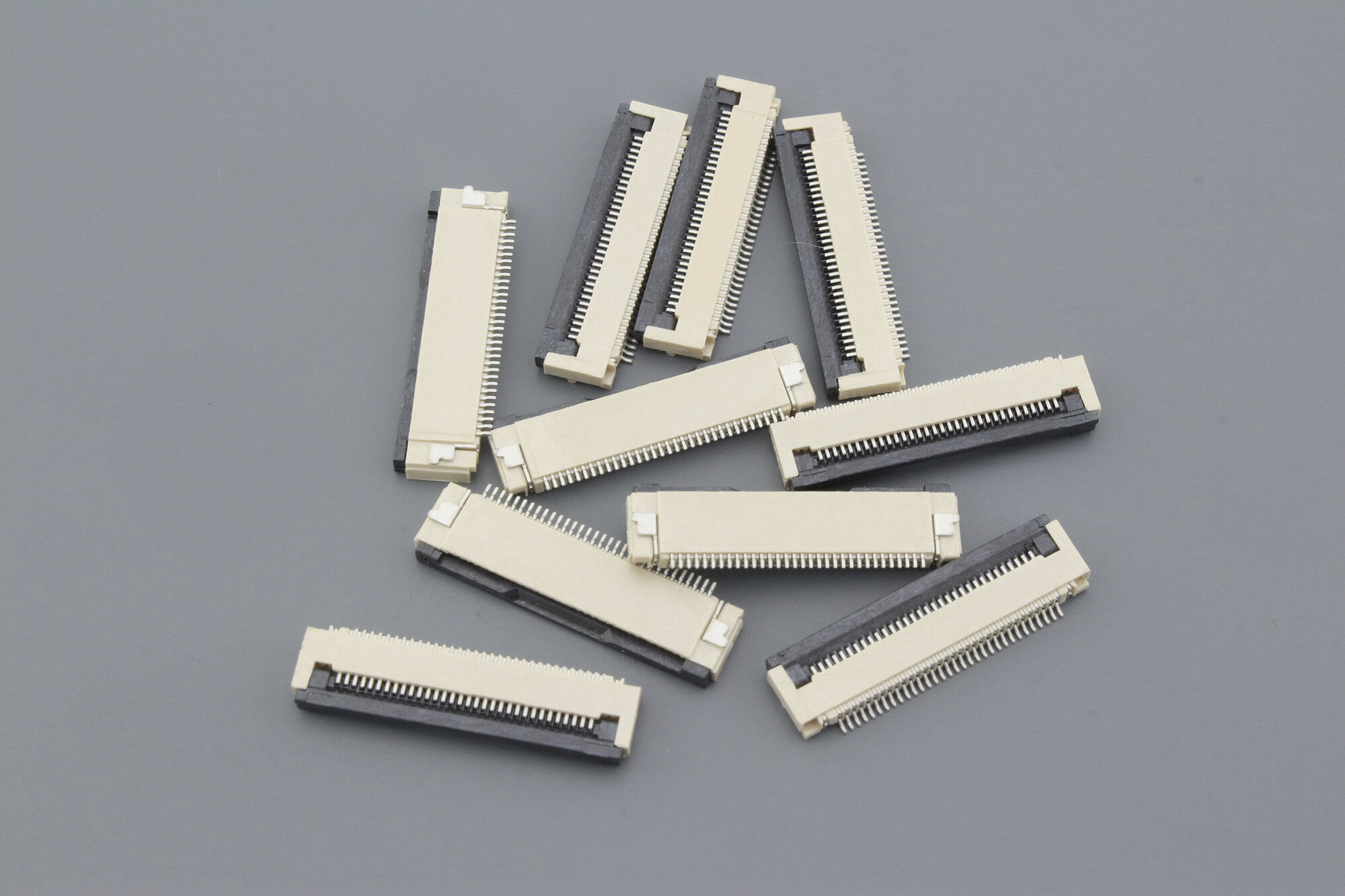 Разъем FPC Flip-Lock 0510-32RLGF 32 pin высота 1мм шаг 0,5мм 10 шт