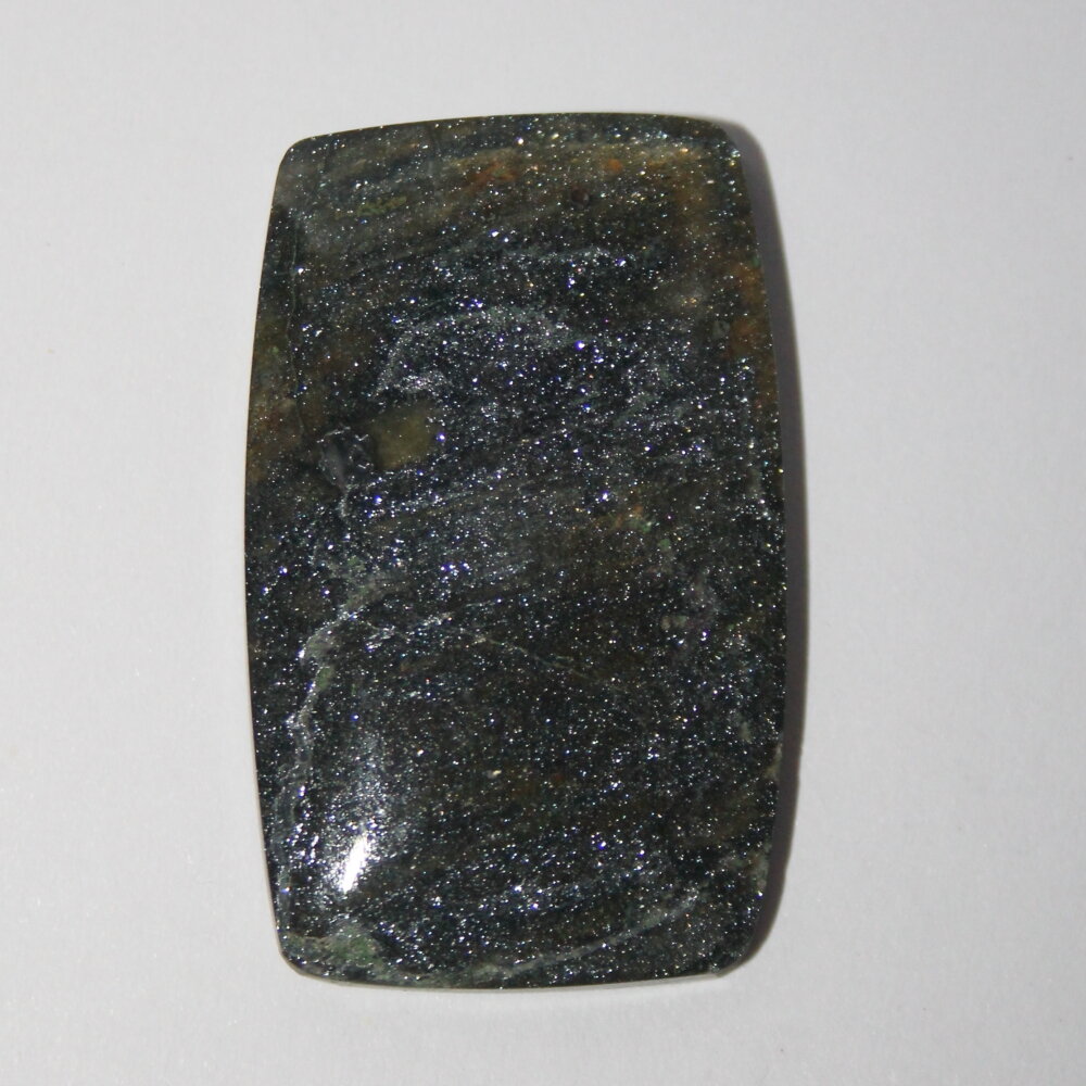 Уткинит, чёрный авантюрин кабошон, 37х23х3 мм, Урал, «True Stones»