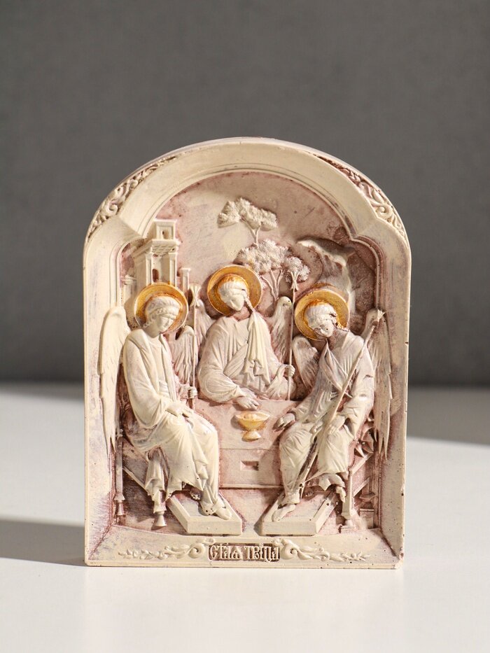 Икона с подвесом "Святая троица", размер 12х9х2 см, гипс, роспись