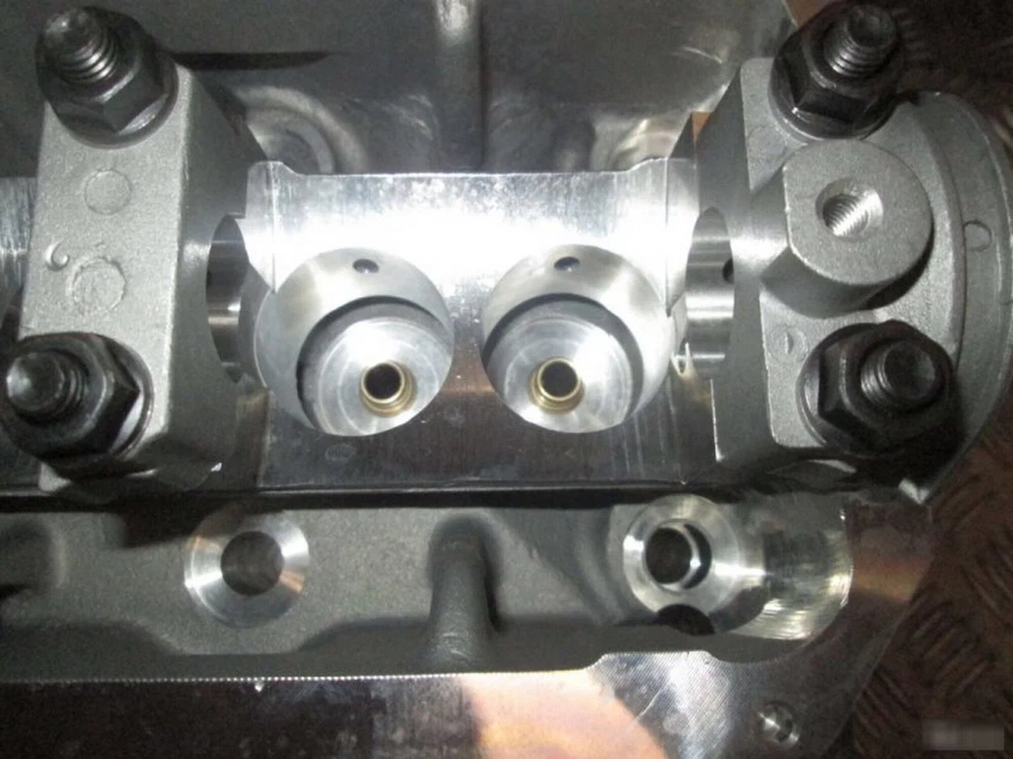 Головка блока цилиндров ABL, для Volkswagen Transporter T4 1.9, 1 шт