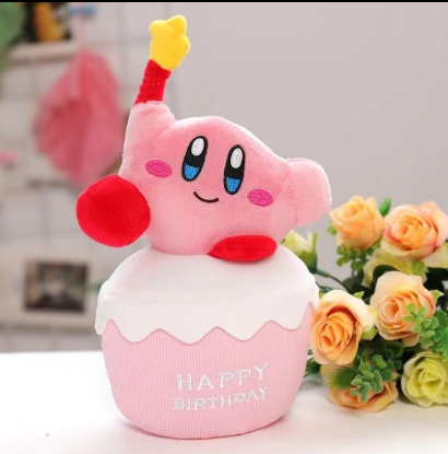 Светящиеся свечи, прекрасные звезды, которые поют с днем рождения Каби. плюшевая игрушка