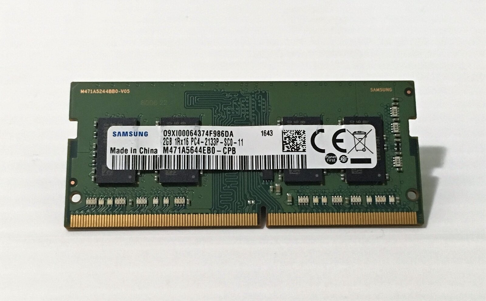 Модуль памяти Samsung SODIMM DDR4 2GB 2133 M471A5644EB0 - CPB