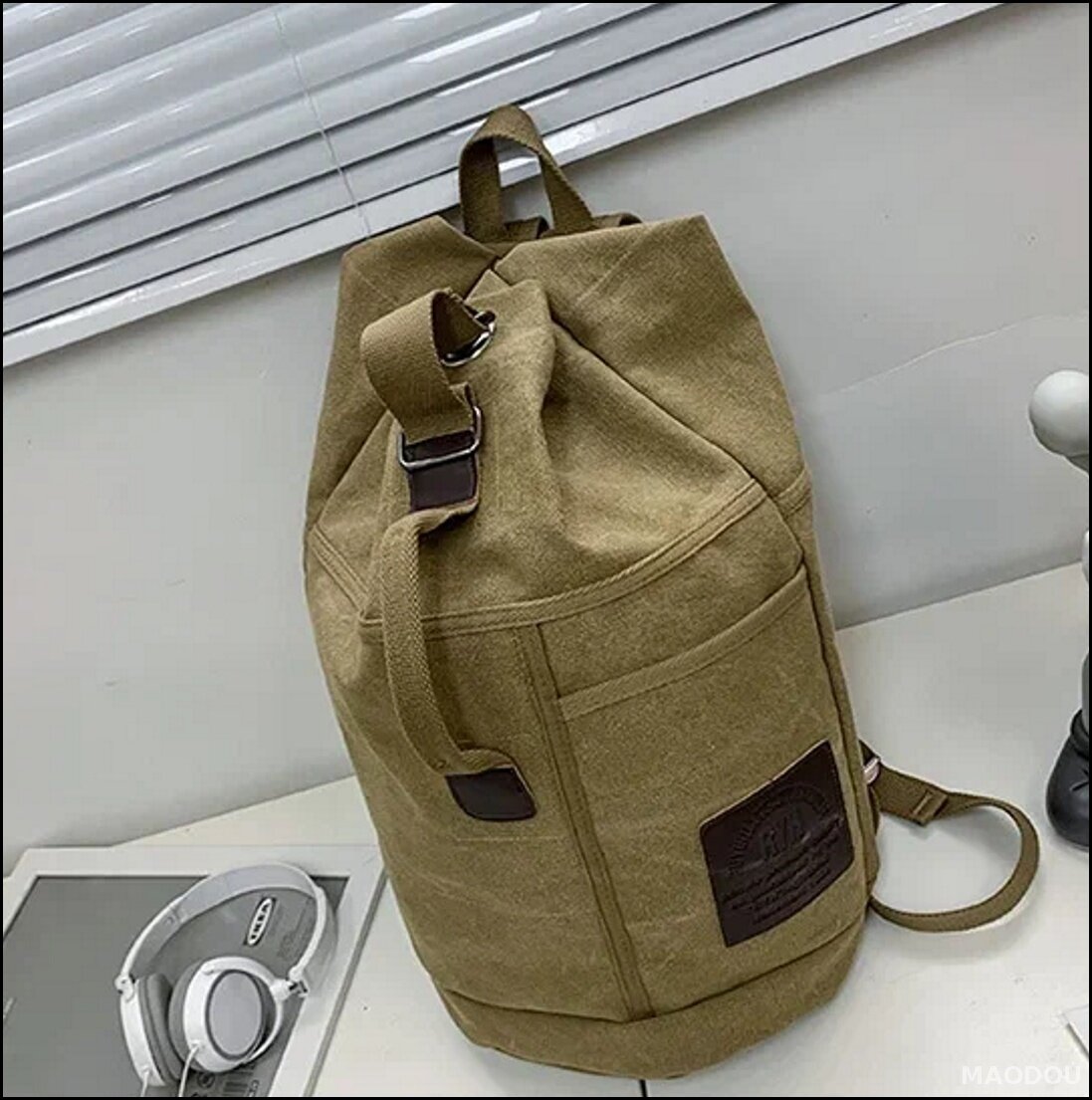 Прочный Рюкзак-баул 30L. из брезента с ручкой 45*26*26 см хаки, клапан на карабине, водоотталкивающая пропитка