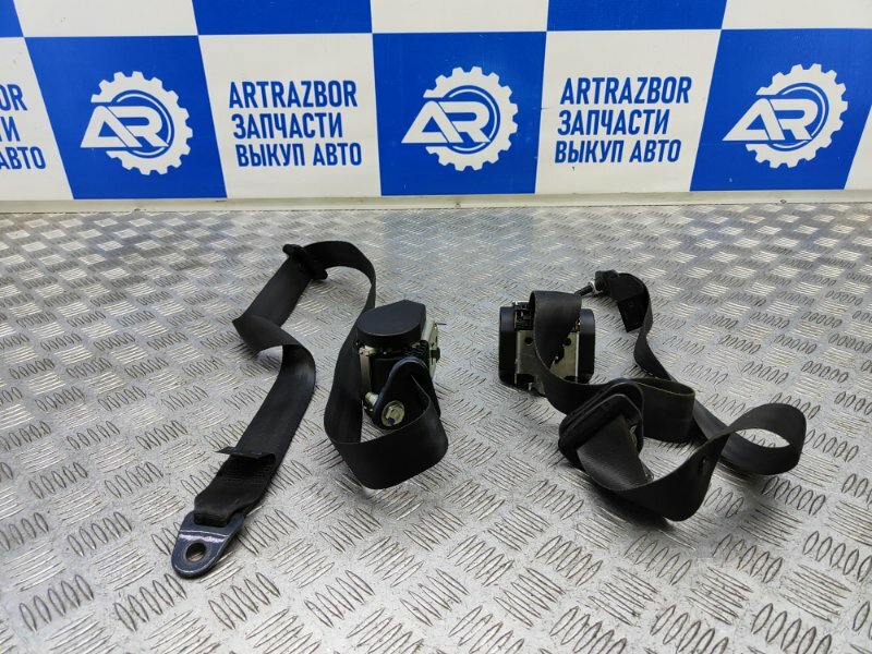 Б/У Ремень безопасности передний Renault Duster HS / Рено Дастер HS 1.6 K4MA606 102 Л.С 2013