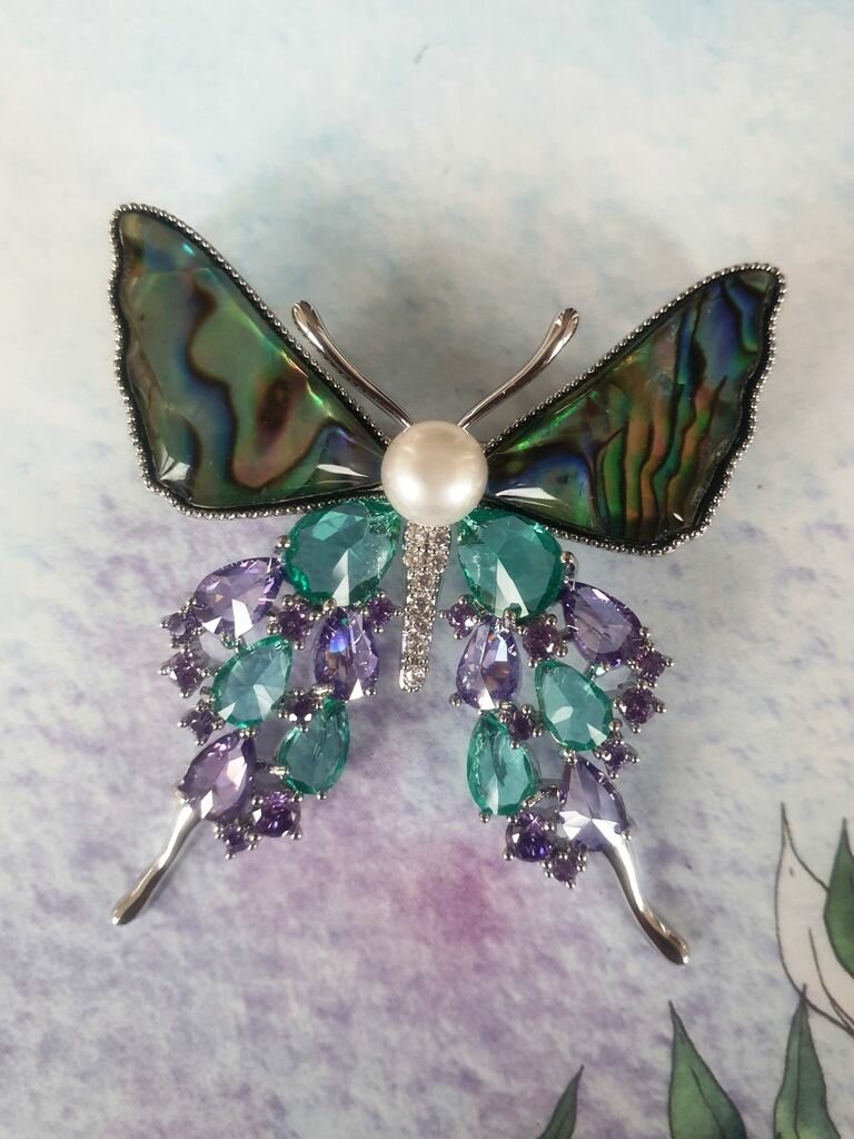 Брошь, фианит