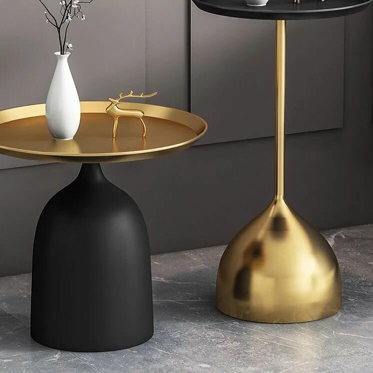 Простой приставной диван-столик