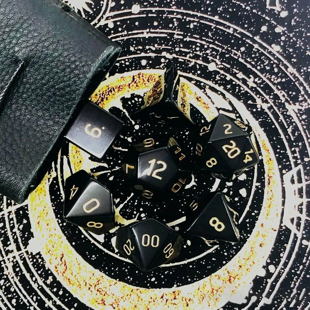 Baldur's Gate 3, DnD кости, игральные кости из натуральных драгоценных камней, вдохновленные "Подземельем и драконами", выполнены из обсидиана, набор из 7 штук. тук, обсидиан.