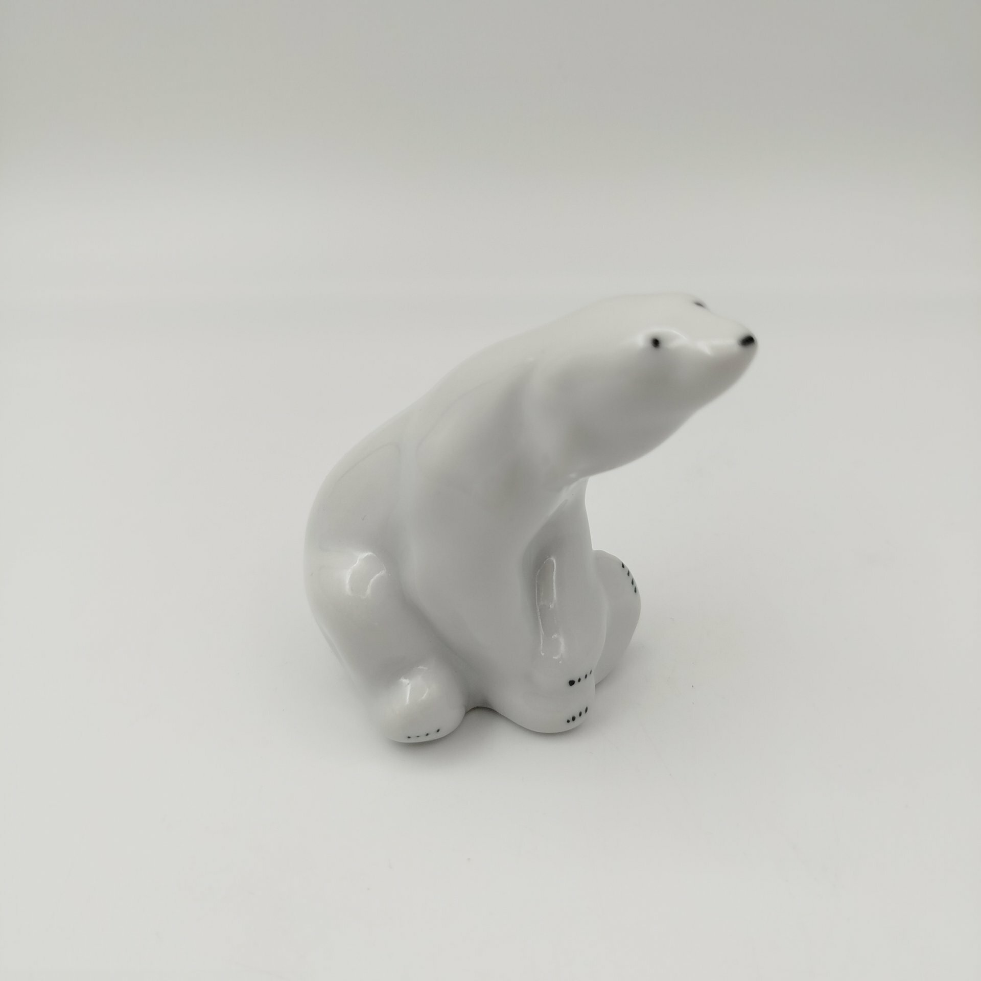 Статуэтка "Белый медведь", фарфор, роспись, Артель «Прогресс», СССР, 1950-1980 гг.