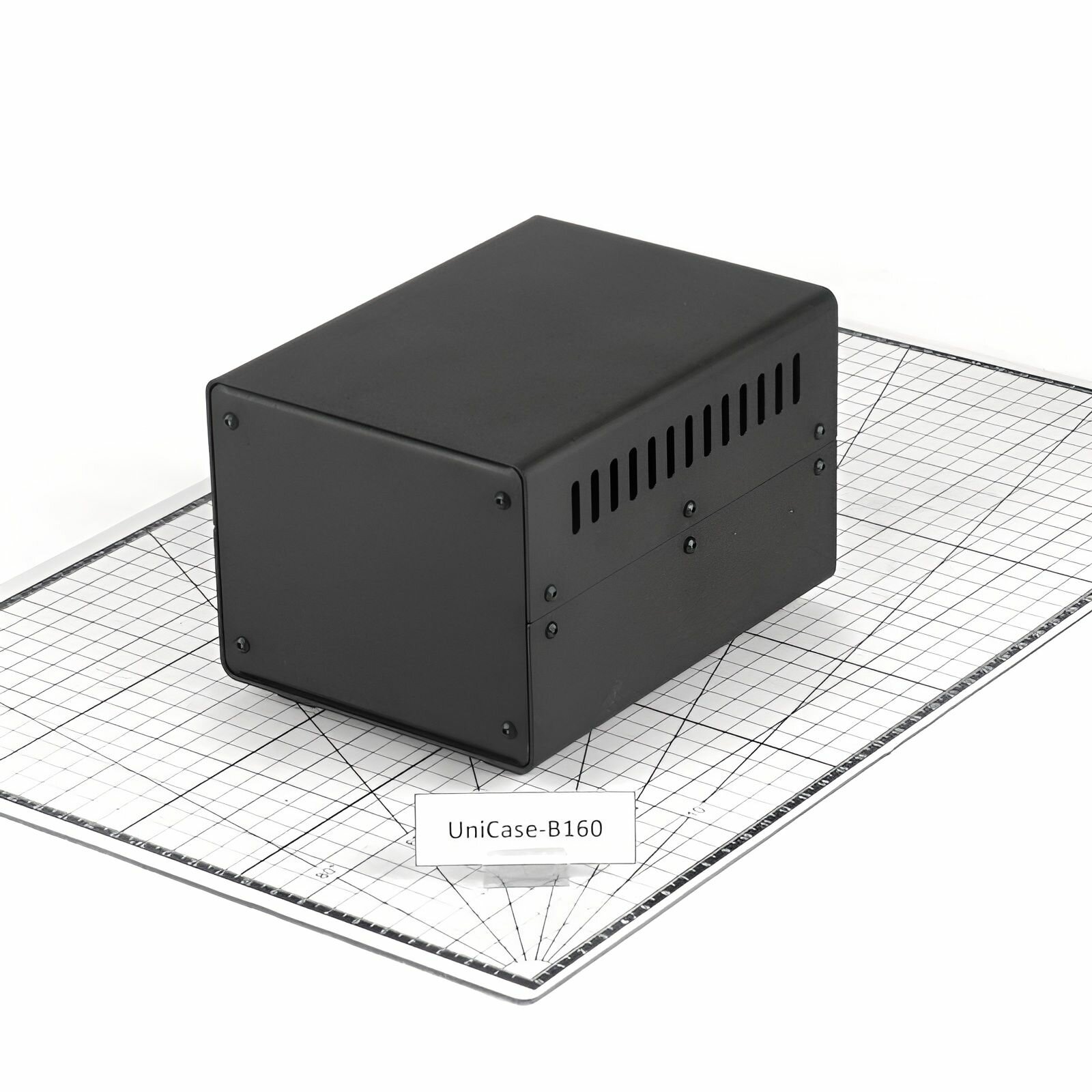 UniCase-B160 Универсальный металлический корпус для радиоэлектронных устройств. Внеш. размеры (ШхГ-В) 120х160-100