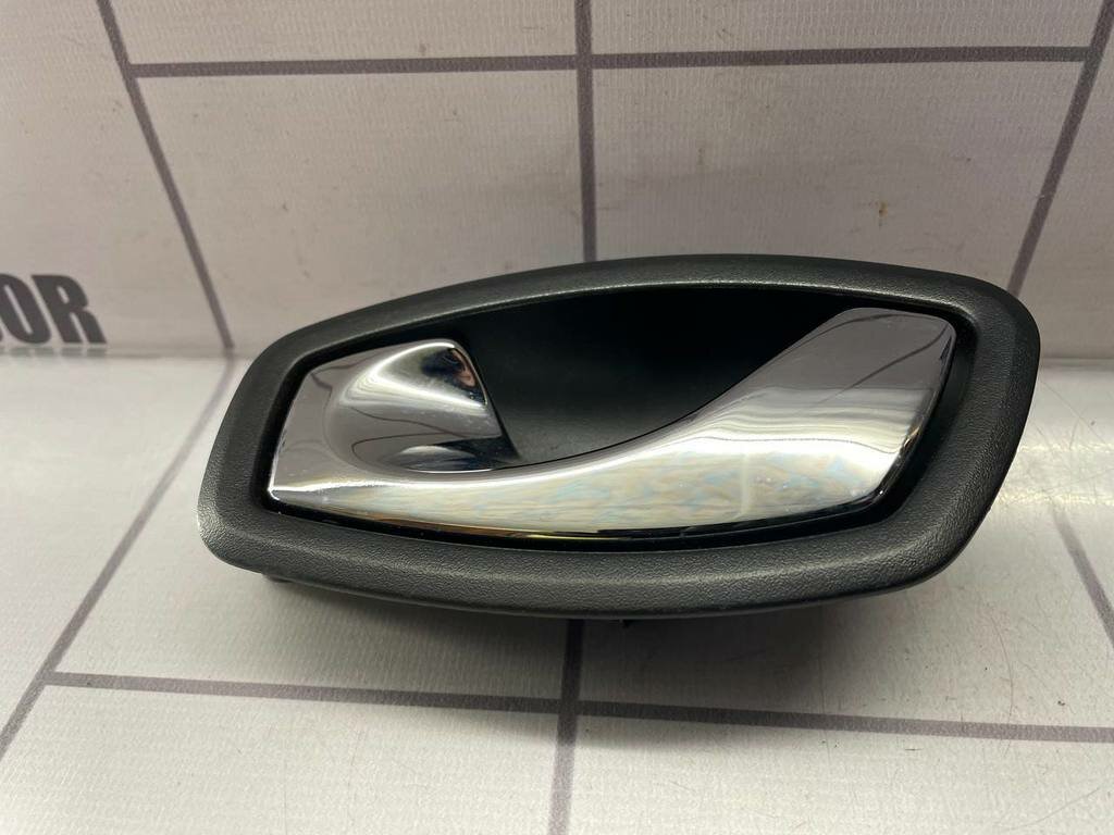 Ручка двери внутренняя левая Renault Megane 3 09-16