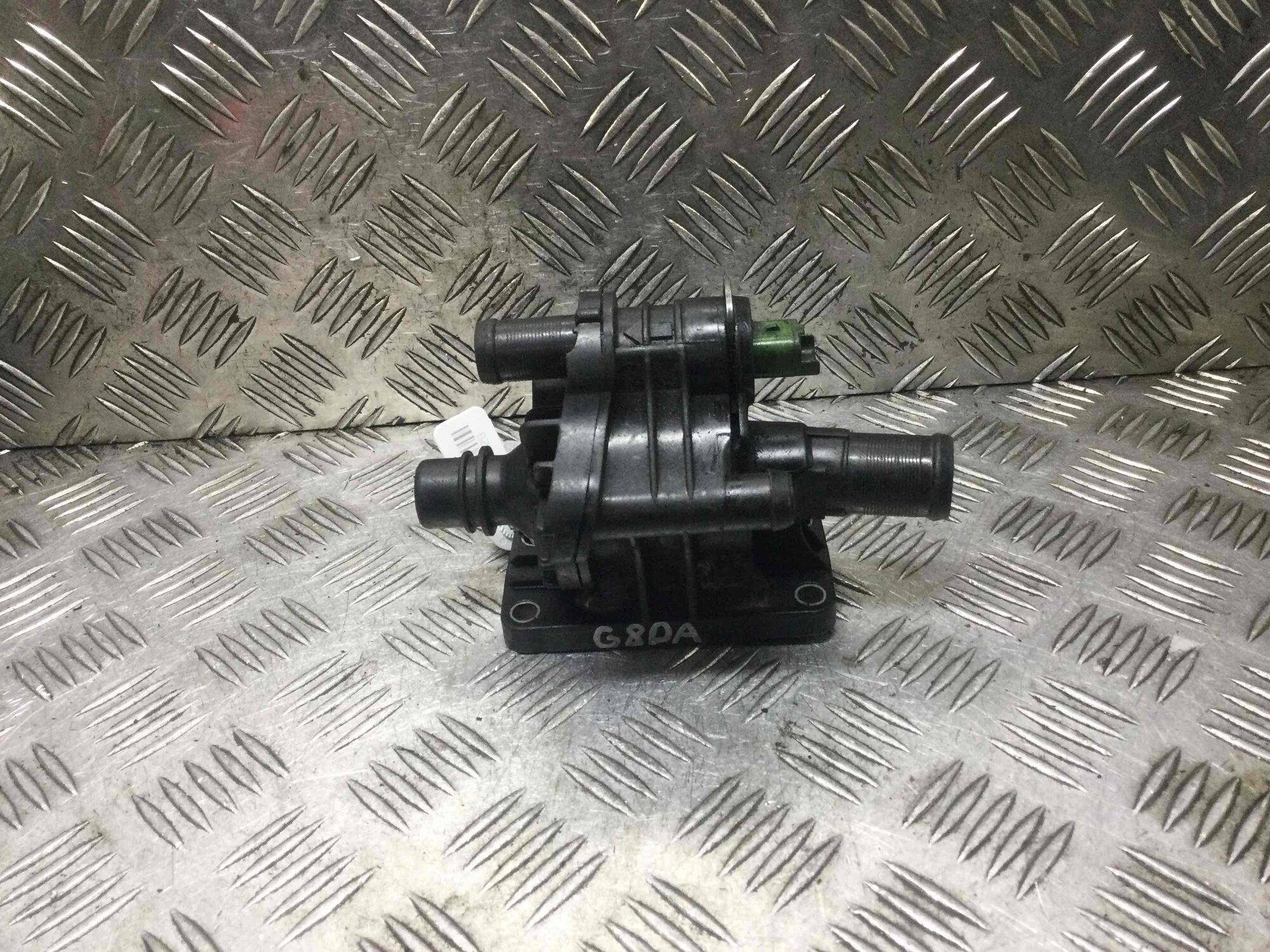 Б/У Корпус термостата Ford C-MAX 1 поколение (2003-2007) 2006 г.