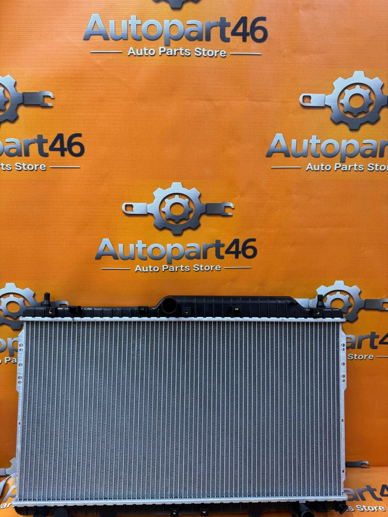 Радиатор охлаждения двигателя основной Чери Фора, Cherry Fora. Оригинал