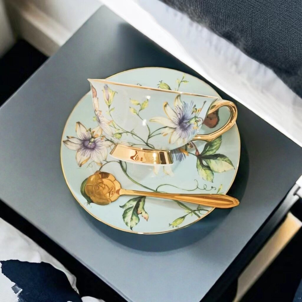 Чайная пара "Английская чашка", костяной фарфор, пасторальный стиль, в подарочной упаковке