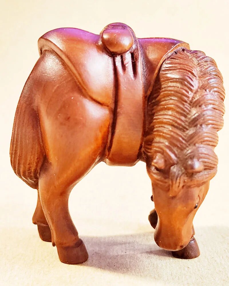 Резьба из самшита Лошадь 2 дюйма