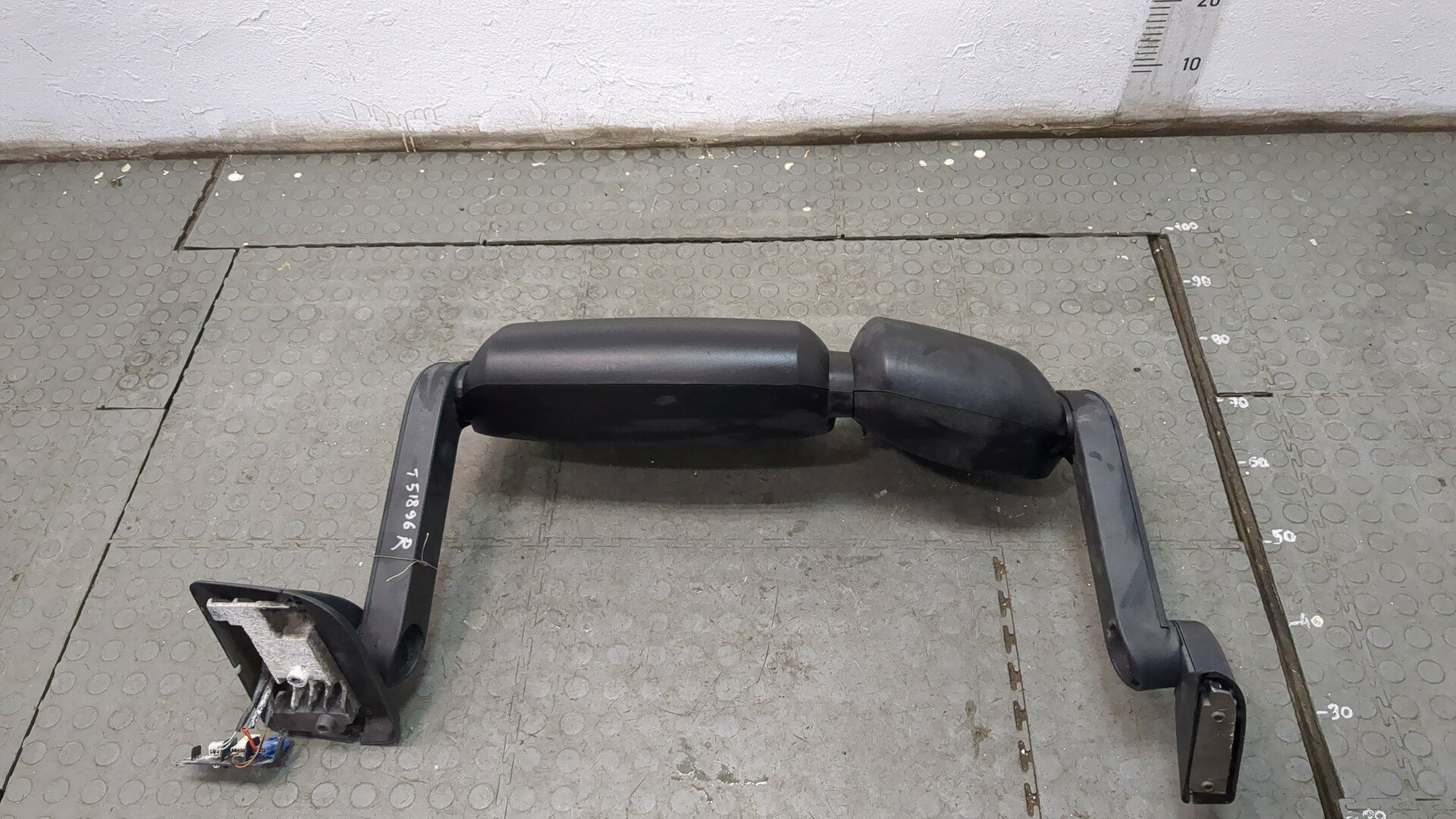 Зеркало боковое правое Iveco EuroCargo 3 Б/У