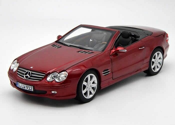 Масштабная модель 1:18 автомобиля Mercedes-Benz от Norev, металлическая