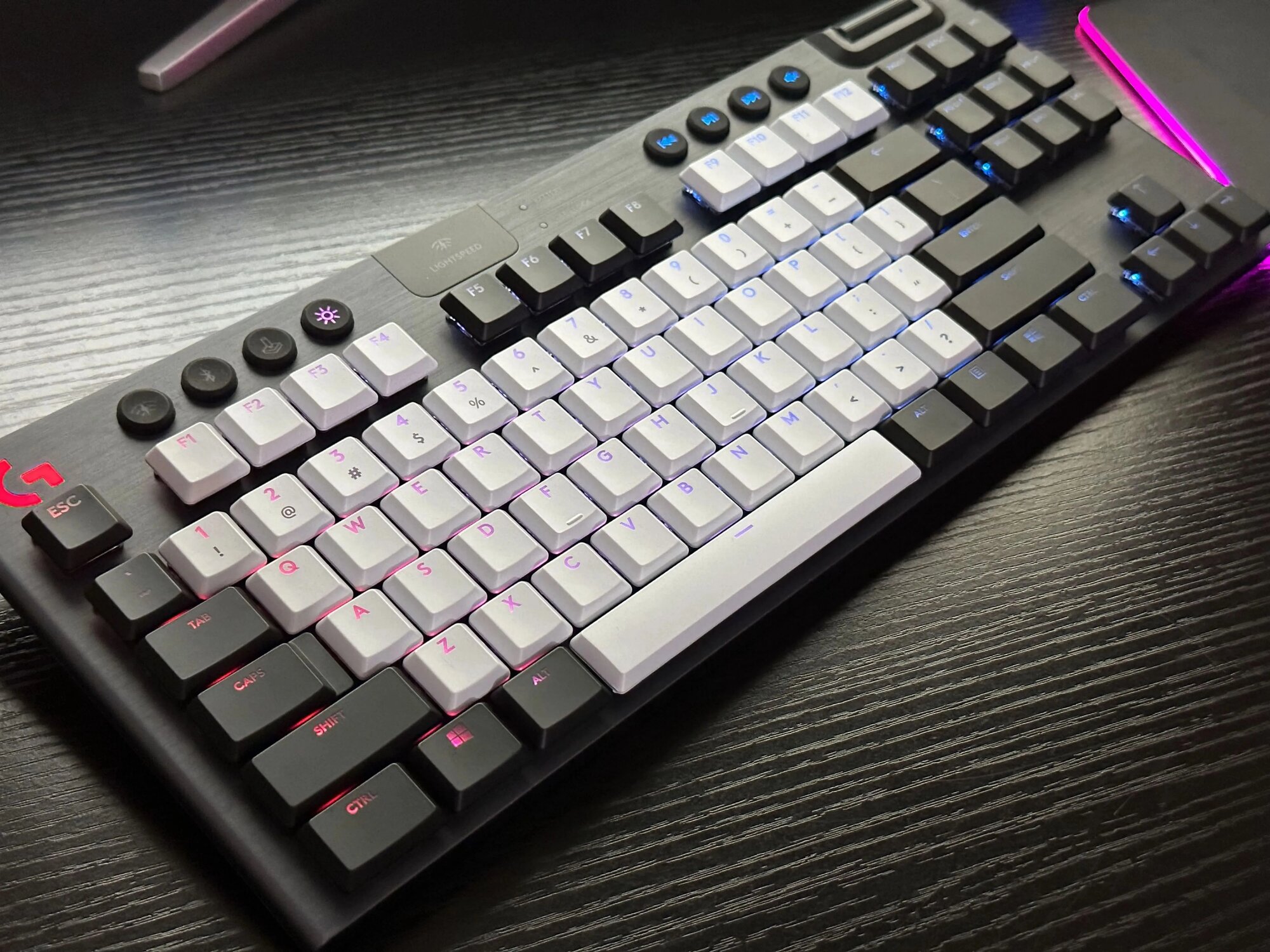Подходит для клавишных колпачков Logitech G913/G913TKL, прозрачные противоскользящие клавишные колпачки из АБС-пластика