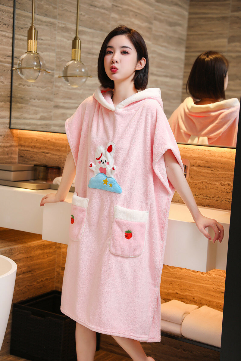 Горячая распродажа: новый капюшон из кораллового флиса для женщин, оверсайз и широкий халат, уникальный дизайн, влаговпитывающий, ветрозащитный, теплый, оптовая продажа для супермаркетов