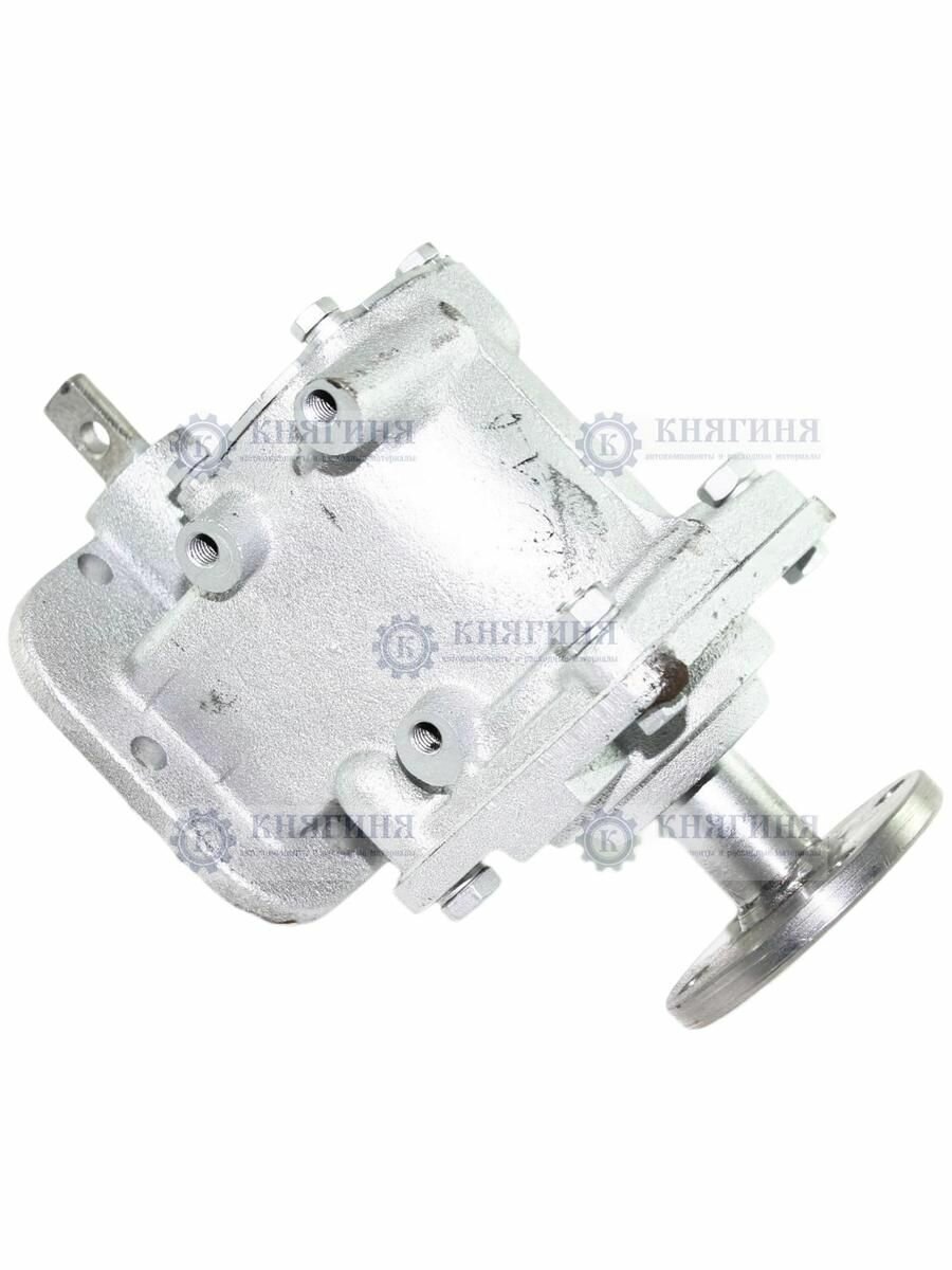 Коробка отбора мощности ГАЗ 3309 (коммунальный фланец, короткий шток)