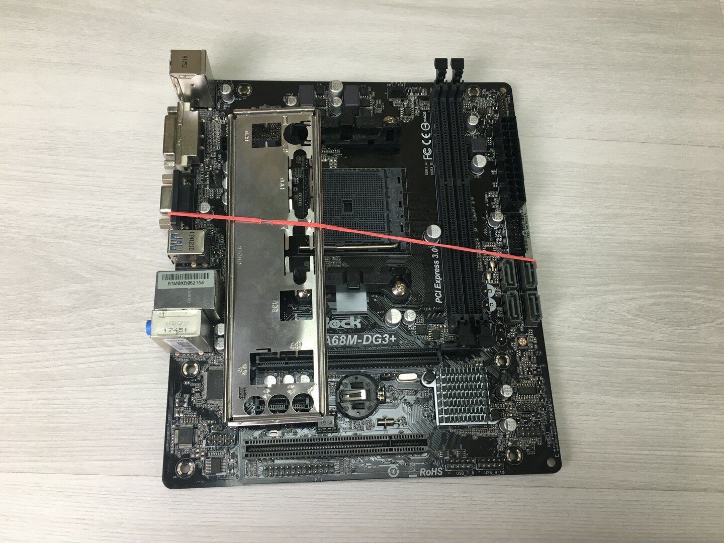 Материнская плата S-FM2+ Asrock FM2A68M-DG3+ A68/2DDR3/VGA/DVI/Sb/Lan/mATX