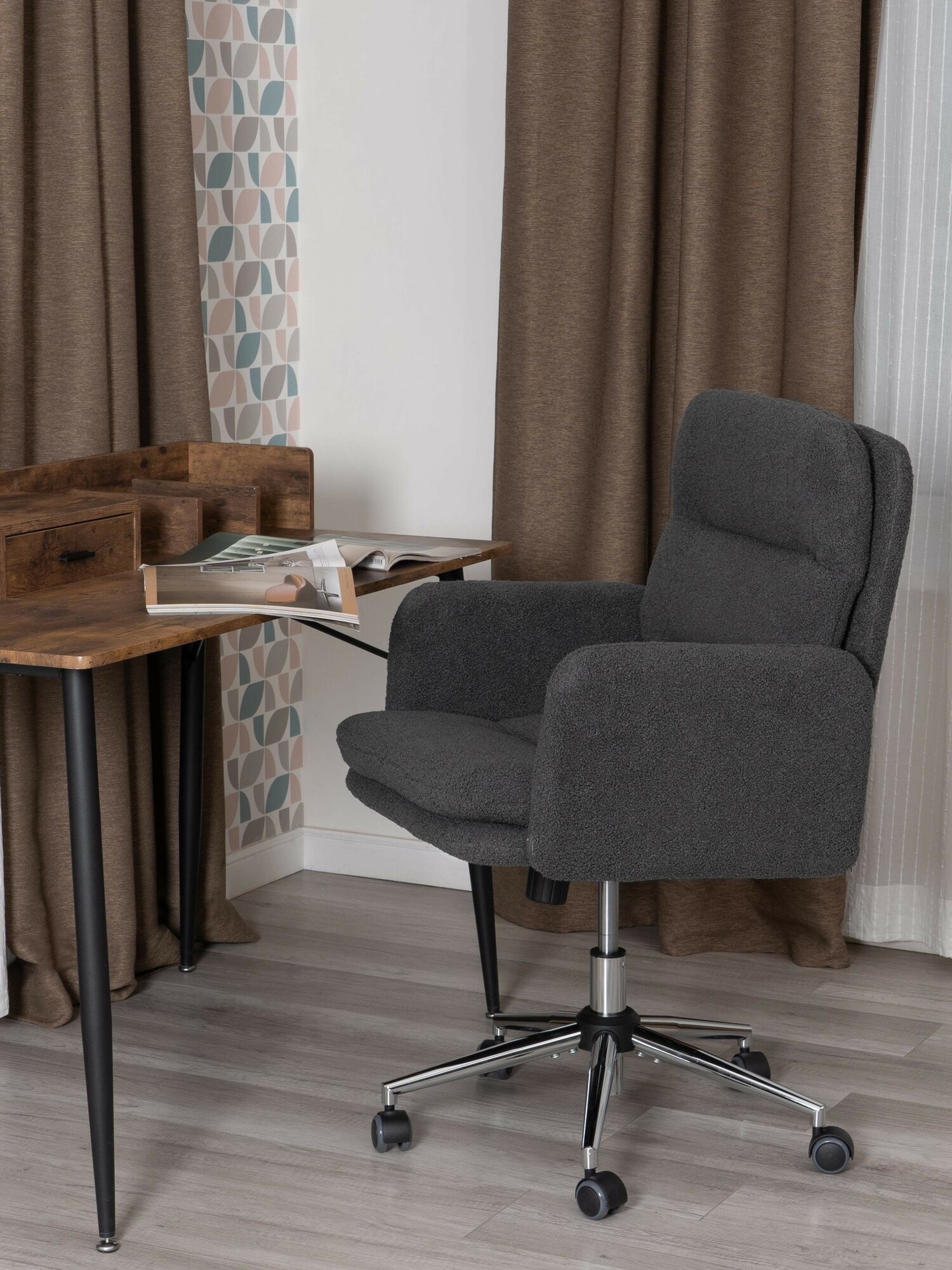 Компьютерное офисное кресло TetСhair Dover хром, букле, серый