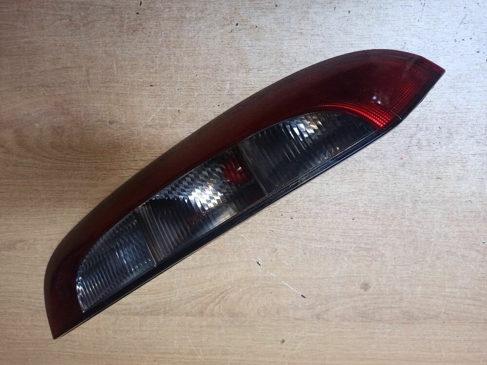 Фонарь задний левый Opel Corsa C 2003 9196363