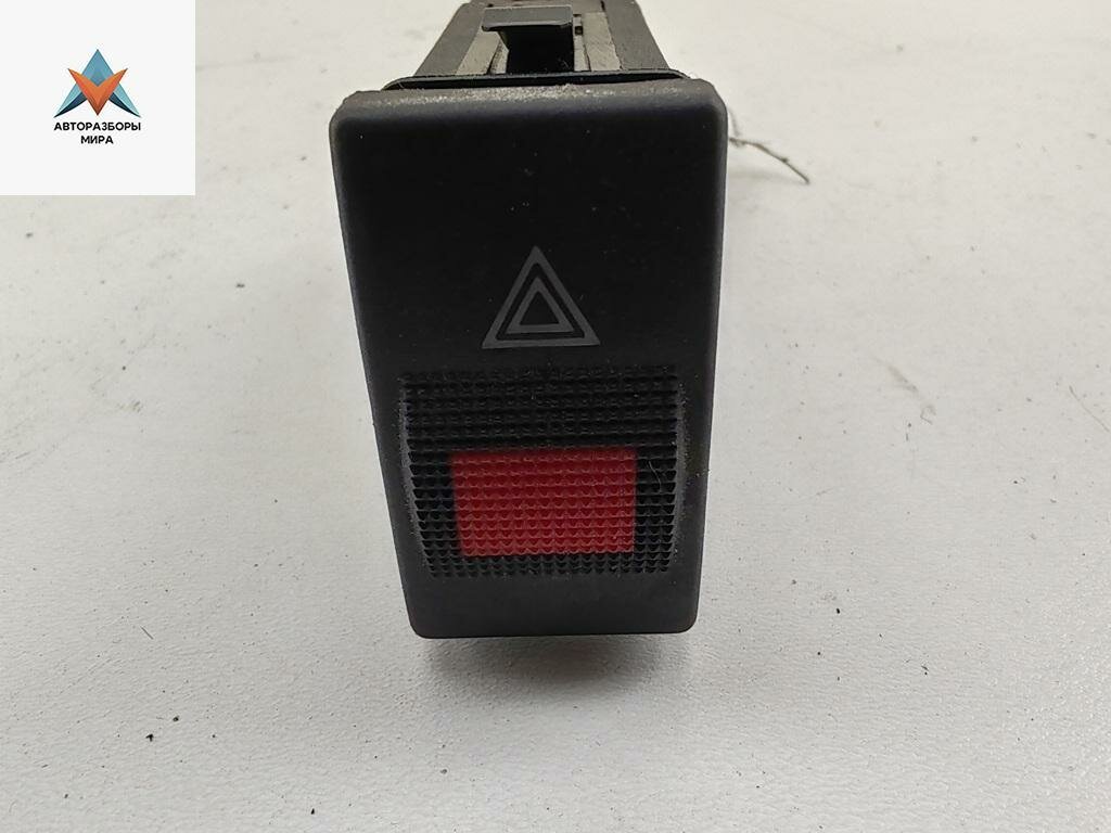 Кнопка аварийной сигнализации Audi A4 B5 1997 8D0941509C