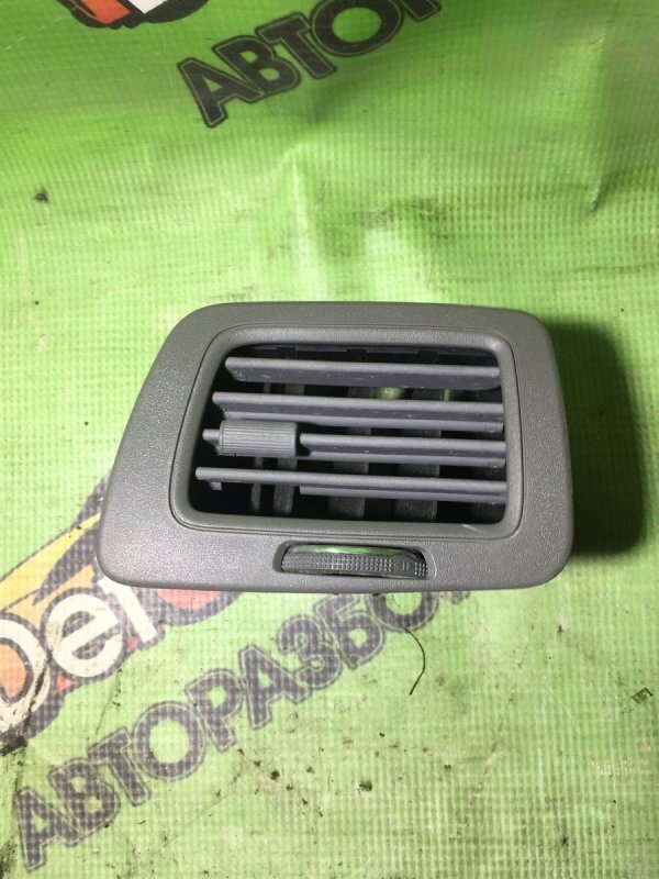 Дефлектор воздуховод правый Chevrolet Cobalt Б/У с пробегом