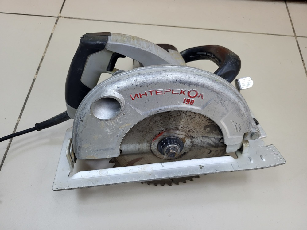 Циркулярная пила (дисковая) Интерскол ДП-190/1600М 1600Вт (ручная) диам. диска:190мм