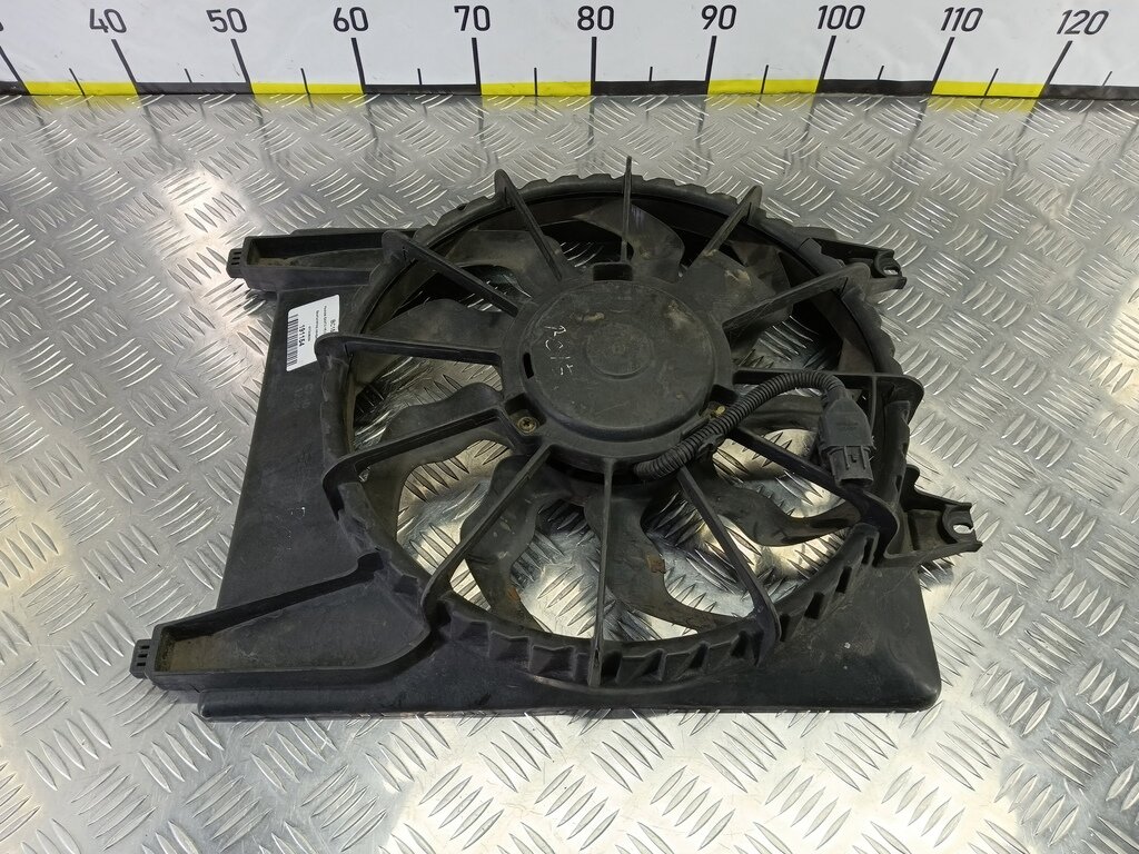 Вентилятор кондиционера Б/У для Hyundai SANTA FE II (2005—2010) 97730-2B200