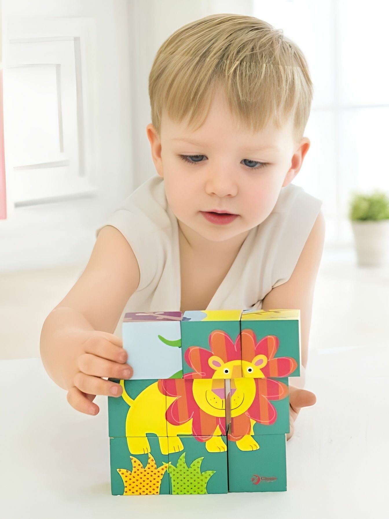 CLASSIC WORLD кубики-пазлы деревянные "Приключения в джунглях" для детей от 2 лет