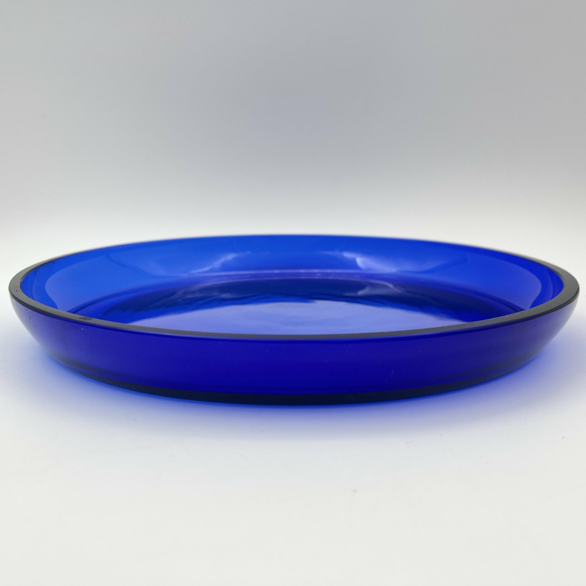 Поднос кобальтого цвета для сервировки/приборов для вина, стекло, СССР, 1970-1990 гг.