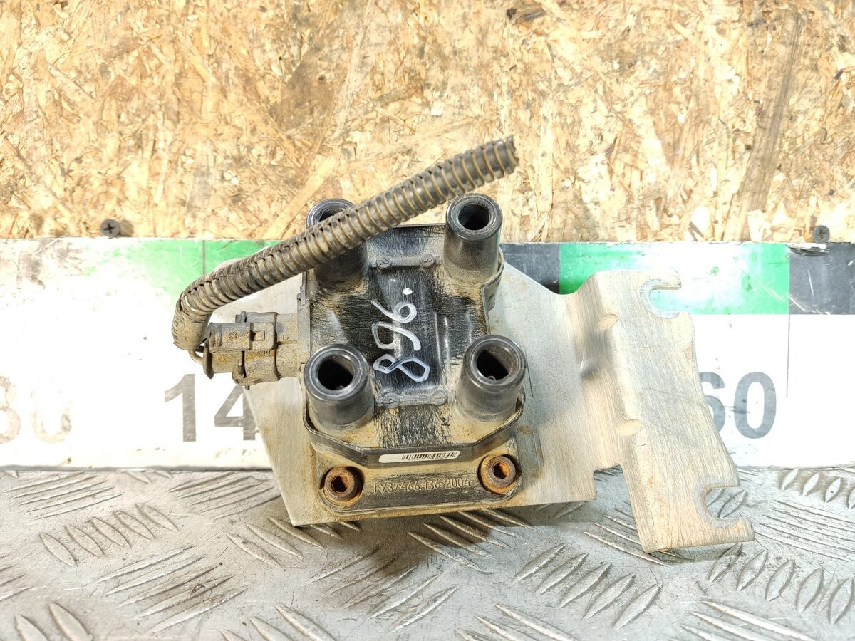 Катушка зажигания VAZ NIVA 21110370501003
