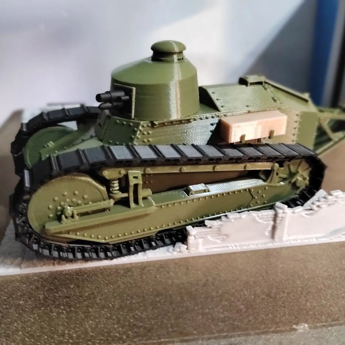 Модель танка Renault FT-17 1:35