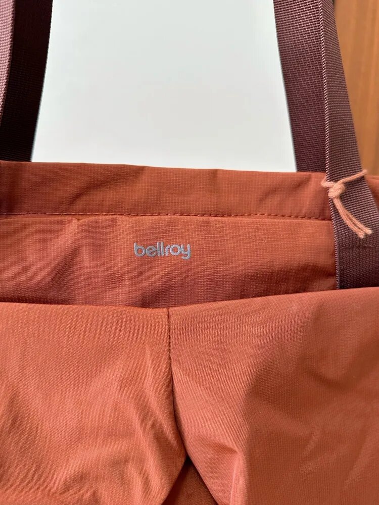 Сумка Bellroy Lite Totepack, водоотталкивающий нейлон, 30x15x37 см, женская/мужская, оранжевая — фото 1