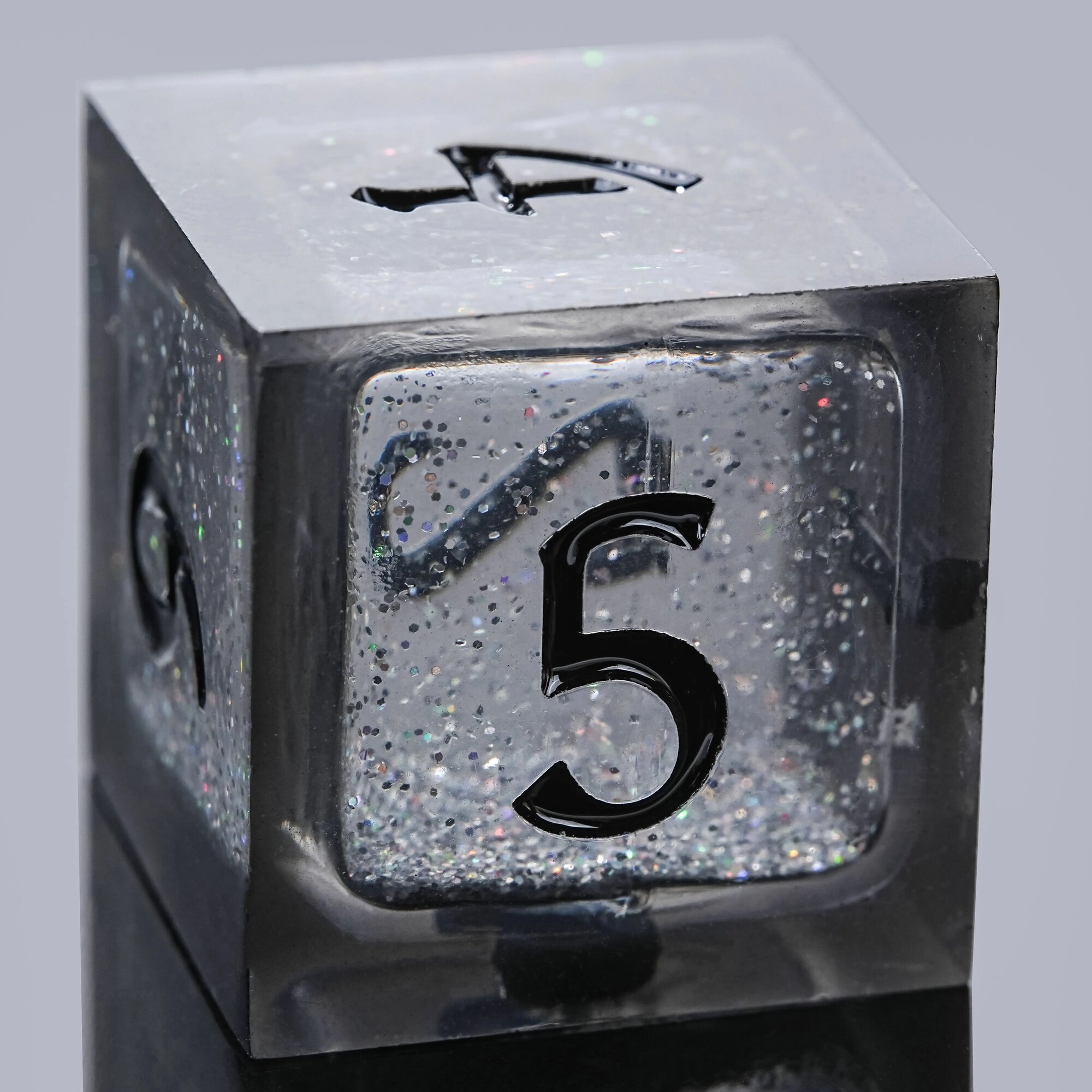 Набор кубиков DND из смолы 7 шт. Серебряный, 1pcs D6