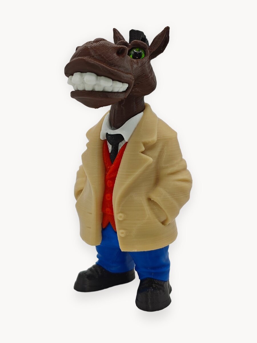 Статуэтка Конь в пальто с глазами-кашабонами, пластик, 10 см