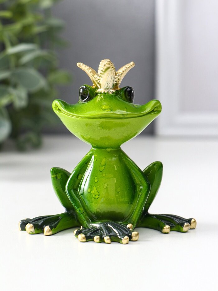 Фигурка полистоун лак «Царевна-лягушка», 8.8×5.5×8.5 см