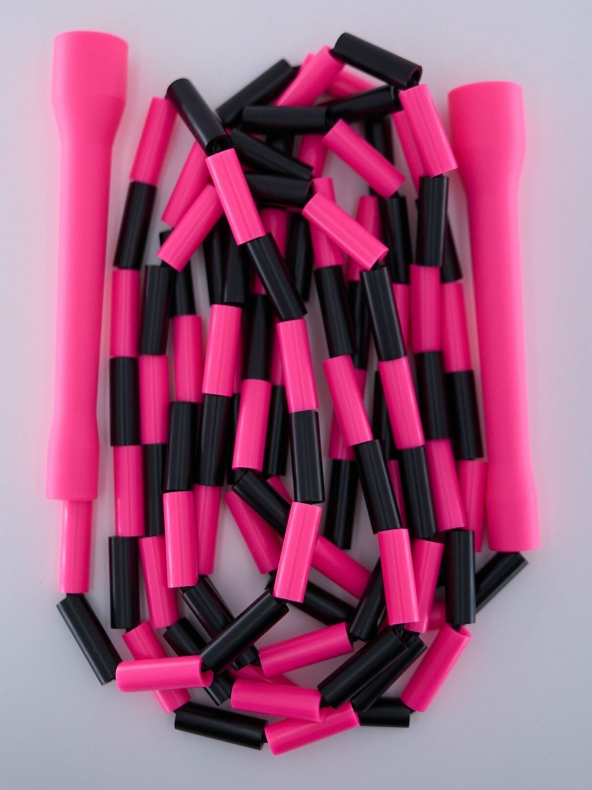 Бисерная скакалка профессиональная (короткие ручки) черный-розовый