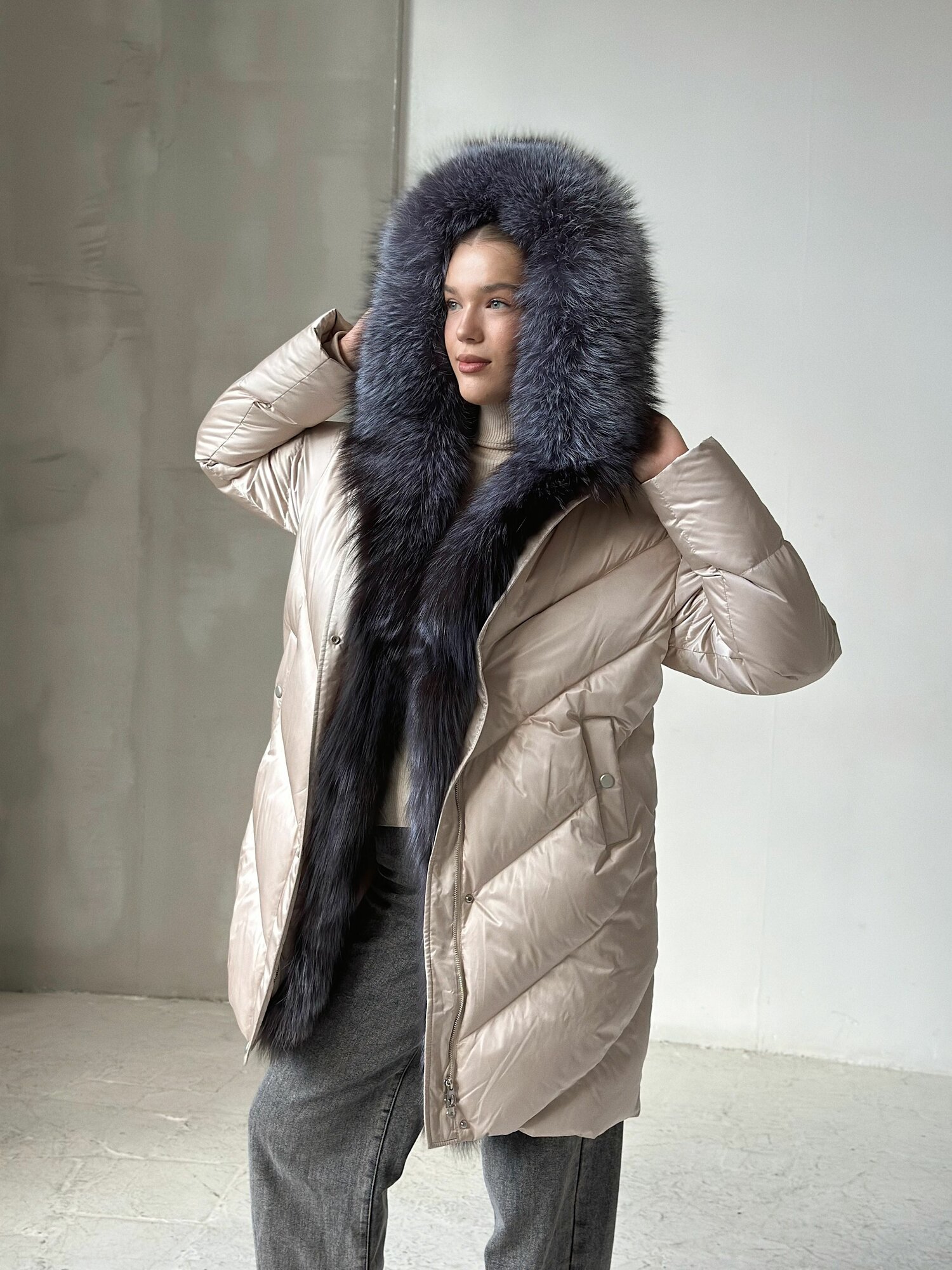 Пуховик Осень-зима 2025