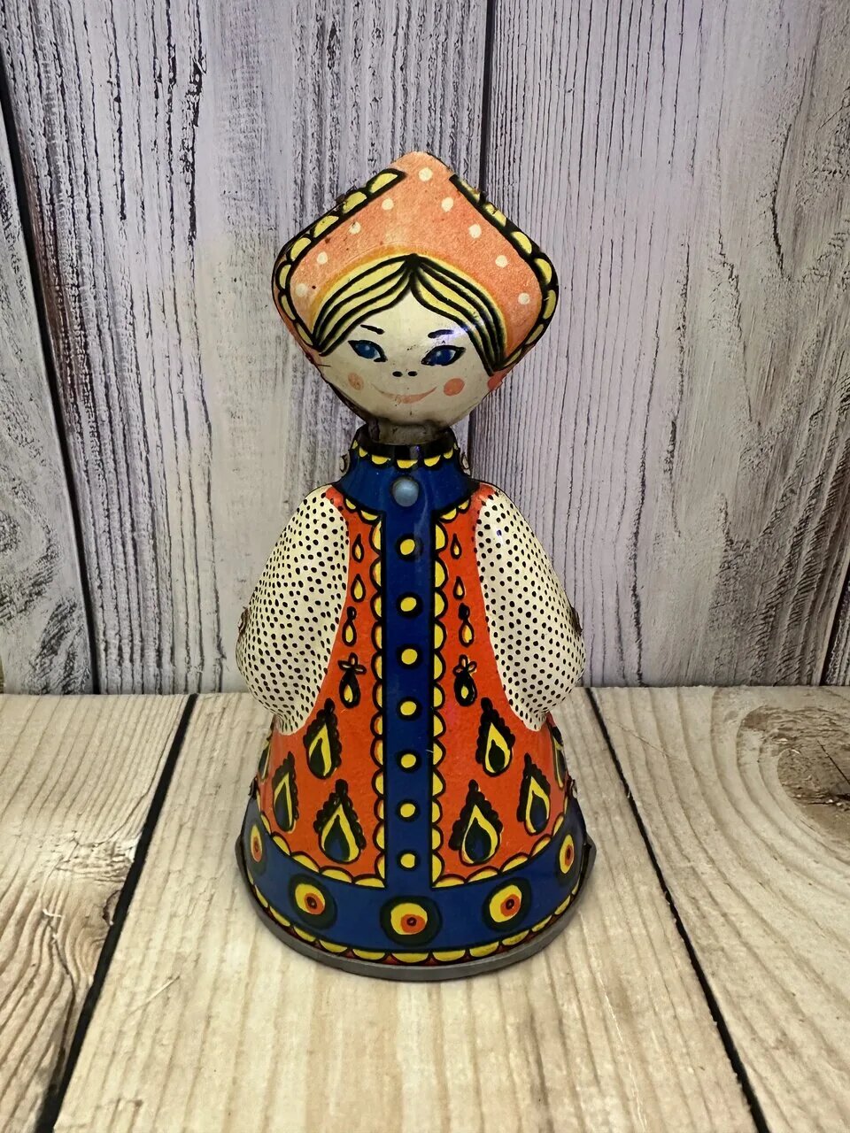 Игрушка Девица краса механическая СССР 1970 годы винтажная