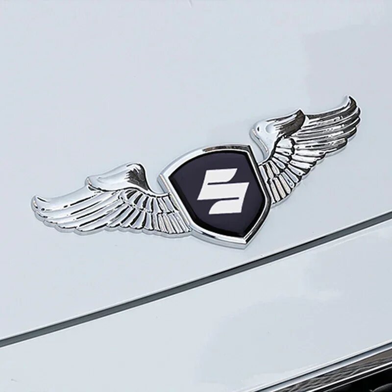 Эмблема Suzuki с крыльями, серебристая