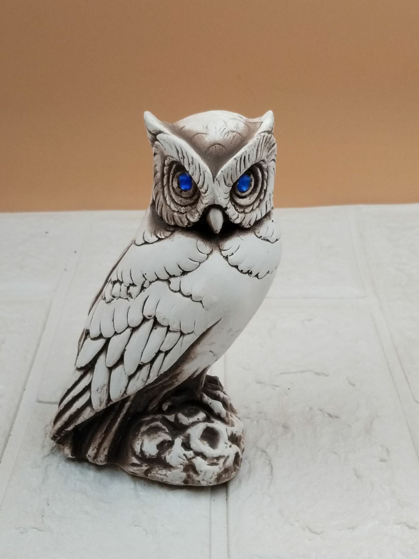Статуэтка декоративная "Сова" ручной работы , коричневая, голубые глаза, 5,5x5x13см, ARTVACH