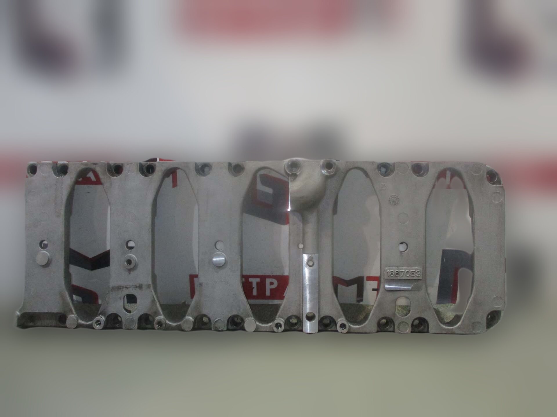 Маслоотражатель двигателя Paccar MX300 DAF XF 105