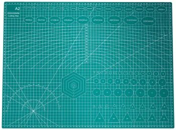 Коврик/ Мат для резки А2, непрорезаемый, раскройный мат для рукоделия, резки ткани и бумаги, моделирования, пэчворка, 3-х слойный
