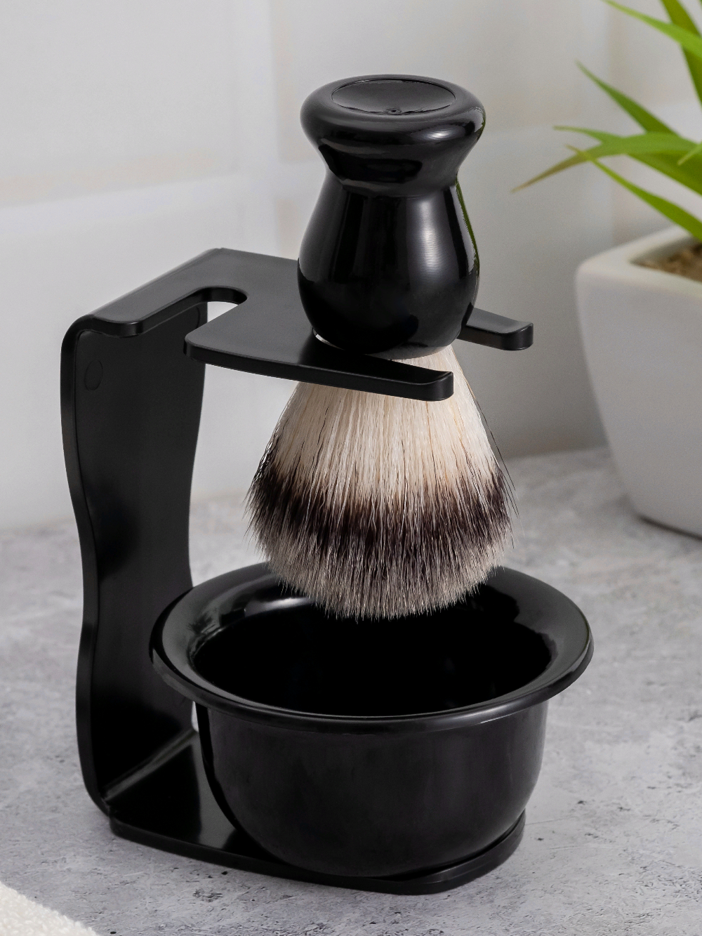 Набор для бритья O'GENTLEMAN: помазок с искусственным ворсом + подставка для помазка и бритвы + чаша для пены.