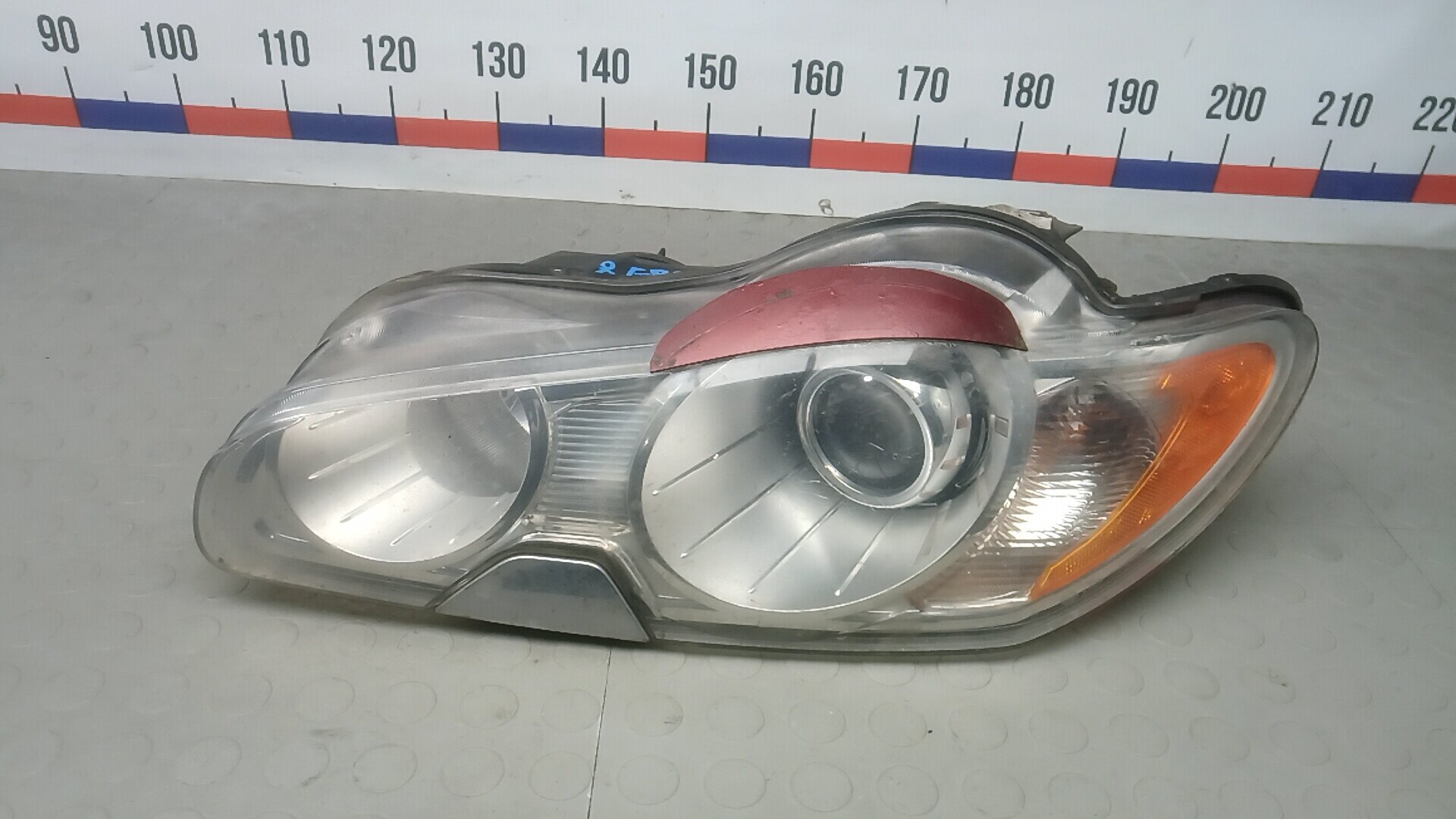 Фара левая JAGUAR XF (X250)