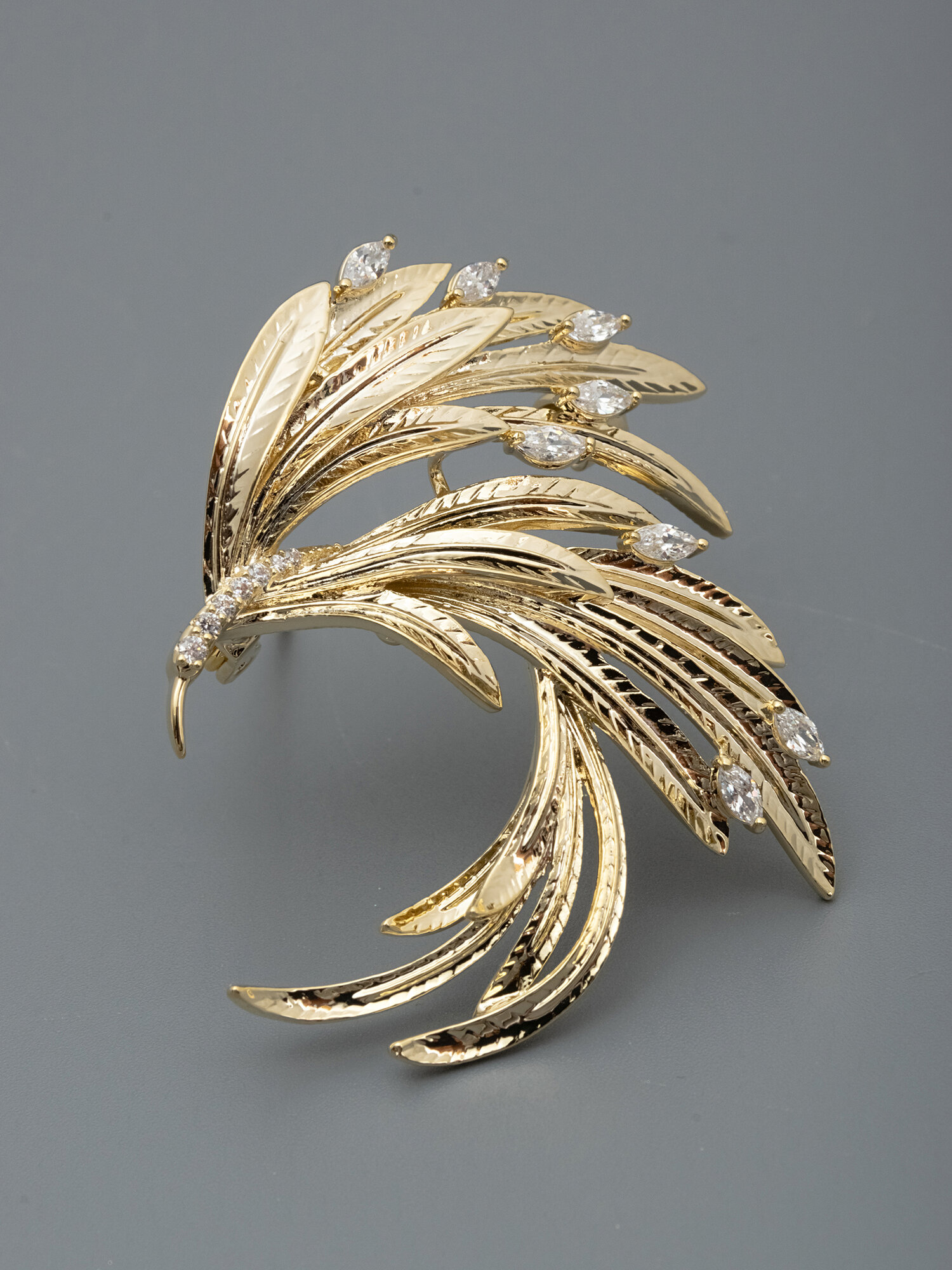 Брошь, кристалл